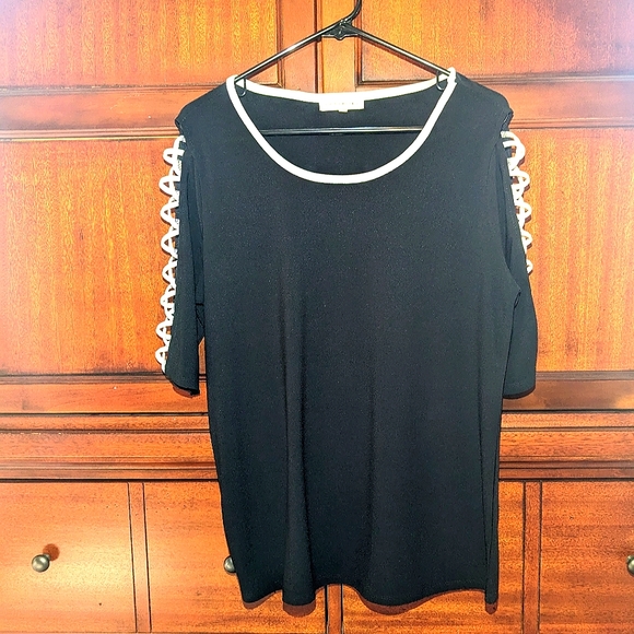 retrology | Tops | Retrology Top Black Shirt With Lattice Sleeves ...